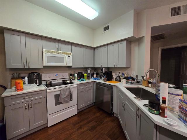 2320 Gracy Farms Ln # 916