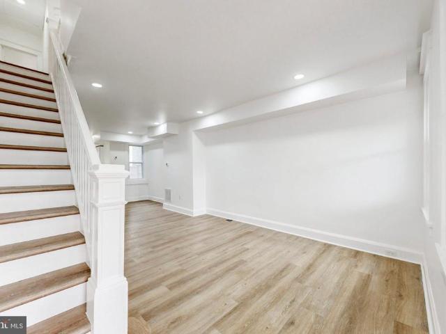 2320 Lexington Street