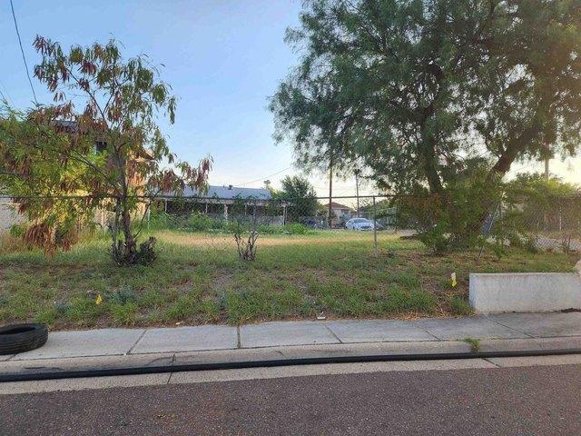 2320 S Martin Ave, Laredo, TX 78046