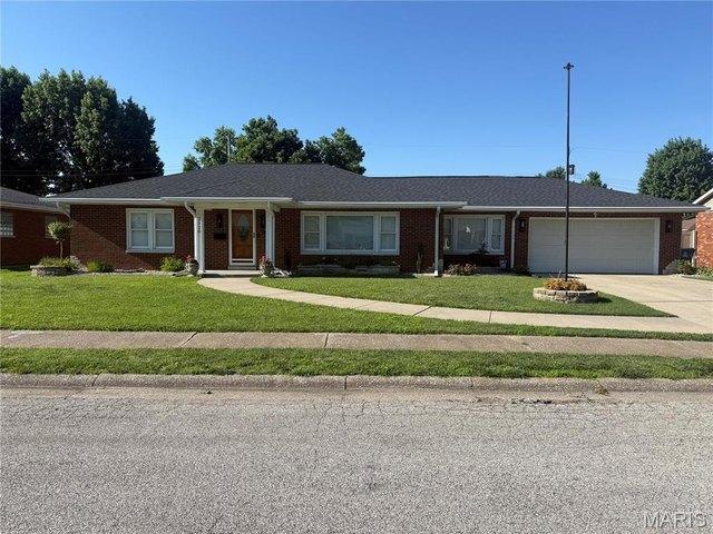 2320 Saint Bernard Ave, Granite City, IL 62040