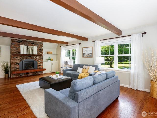 2320 th Avenue SE