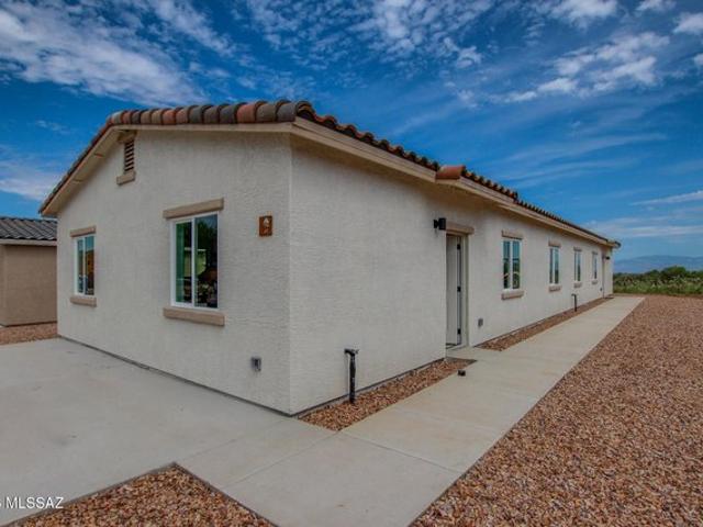 2320 W Diamond St, Tucson, AZ 85705