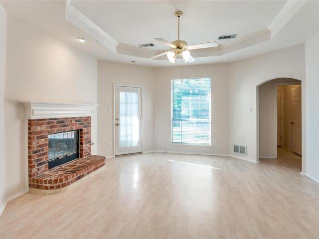 2320 Wooten