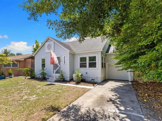 2320 16th St N, Saint Petersburg, FL 33704