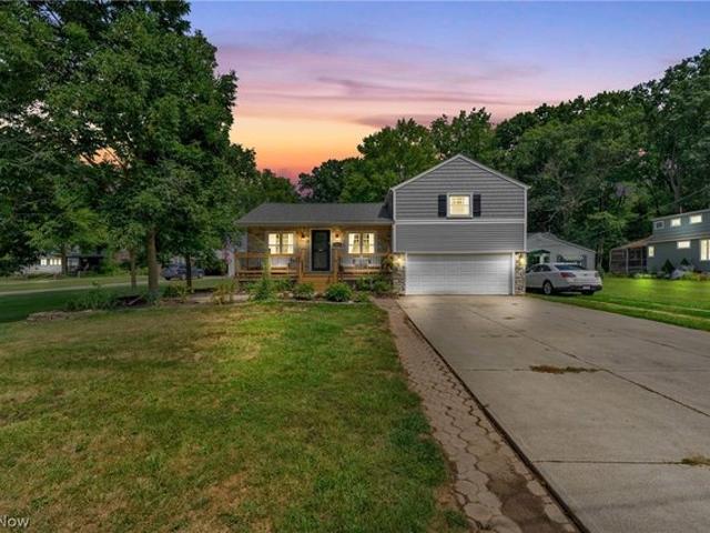 23216 Alexander Rd, North Olmsted, OH 44070