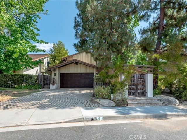 23216 Park Esperanza, Calabasas, CA 91302