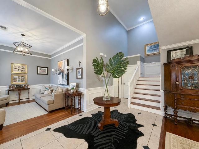 2321 Autumn Drive