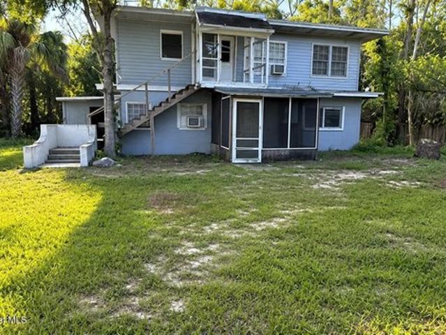 2321 Arizona St, Melbourne, FL 32904