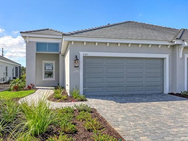 2321 Blue Mahoe Ln, Lakewood Ranch, FL 34240