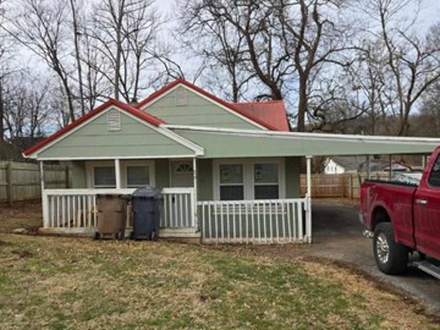 2321 Bradford St, Knoxville, TN 37920
