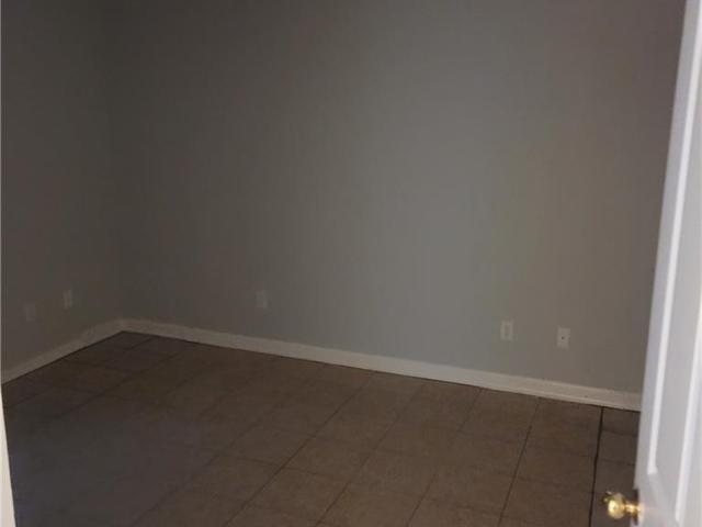 2321 Candlelight Lane 4