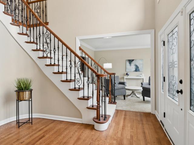 2321 Courtland Ct, Aurora, IL 60502 | MLS #12605 | Compass