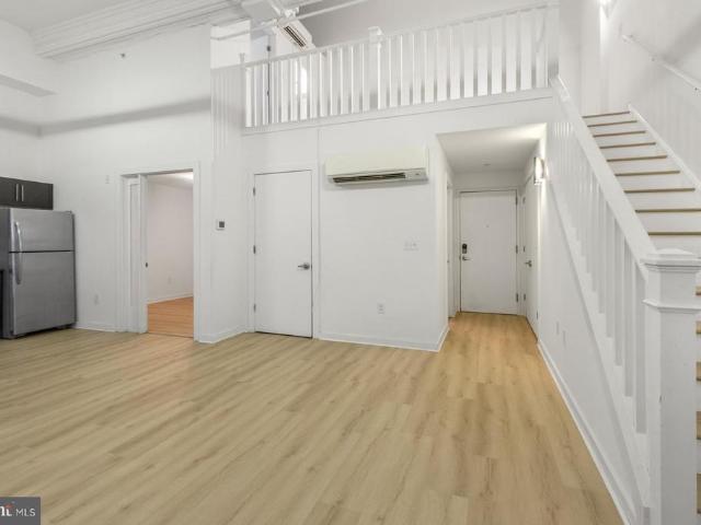 2321 Fitzwater Street # 303