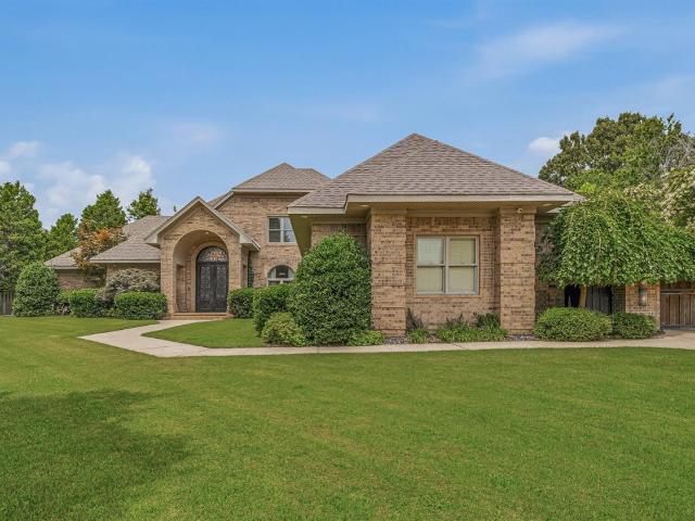 2321 Grand Oaks Cove
