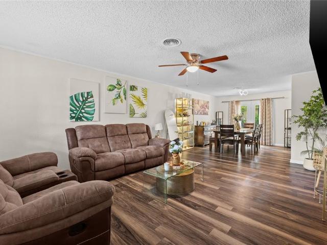 2321 Grandview Drive