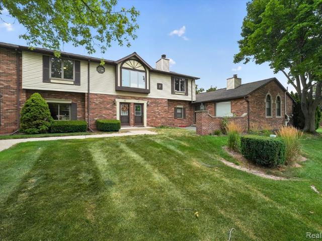 2321 London Bridge Dr Drive # 22