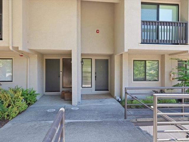 2321 Ticonderoga Dr, San Mateo, CA 94402