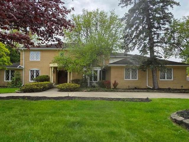 23223 Bellwood Dr, Southfield, MI 48034