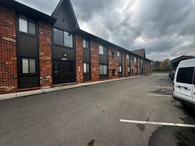 23220 FARMINGTON GROUP, LLC. 1 Bedroom Apartment for Rent at 23210 Middlebelt Rd, Farmington Hills, MI 48336