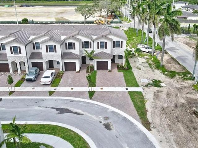 23220 SW 131st Ct, Miami, FL 33170