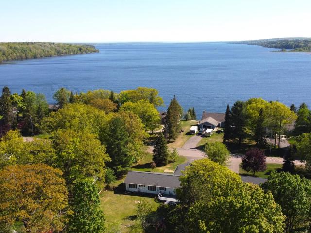 23224 Chippewa Trail