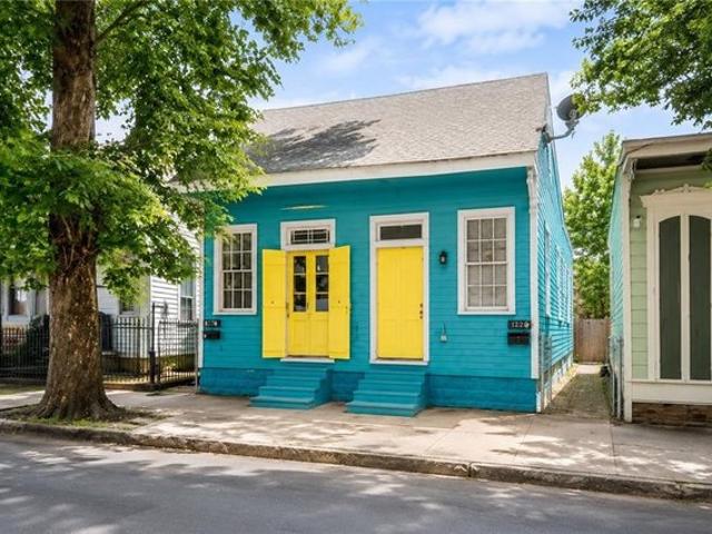 2322 Burgundy St, New Orleans, LA 70117