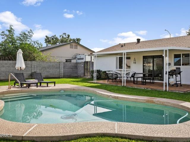 2322 E Juanita Ave, Mesa, AZ 85204