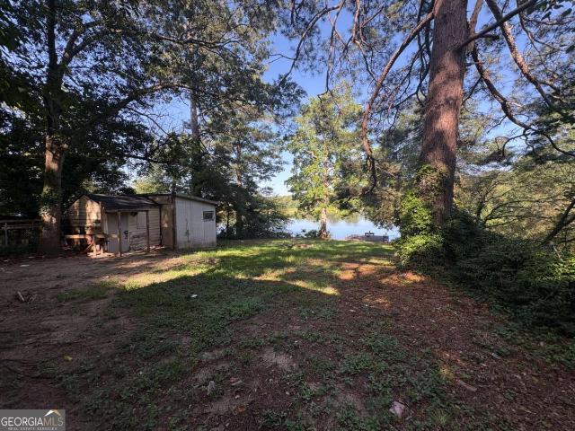 2322 E Lake Drive