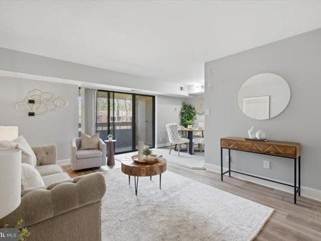 2322 Freetown Ct Units 8 & 21C, Reston, VA 20191