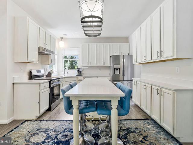 2322 Hawks Landing Court