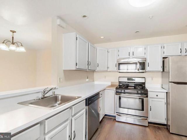 2322 J Falls Gable Lane # J