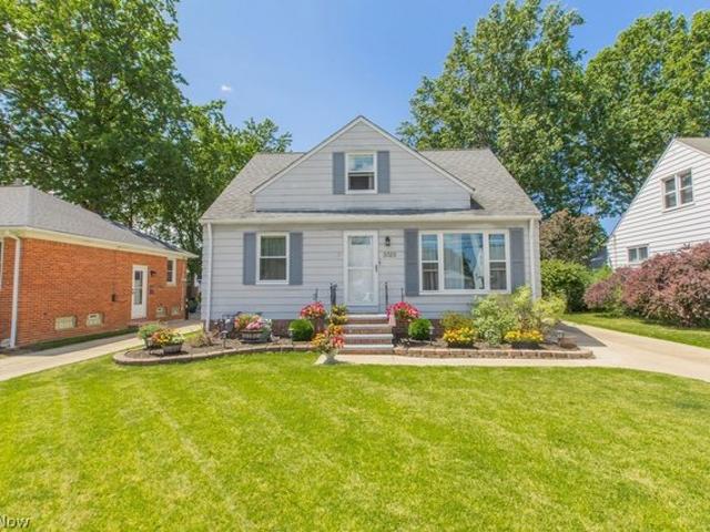 2322 Larchmont Dr, Wickliffe, OH 44092