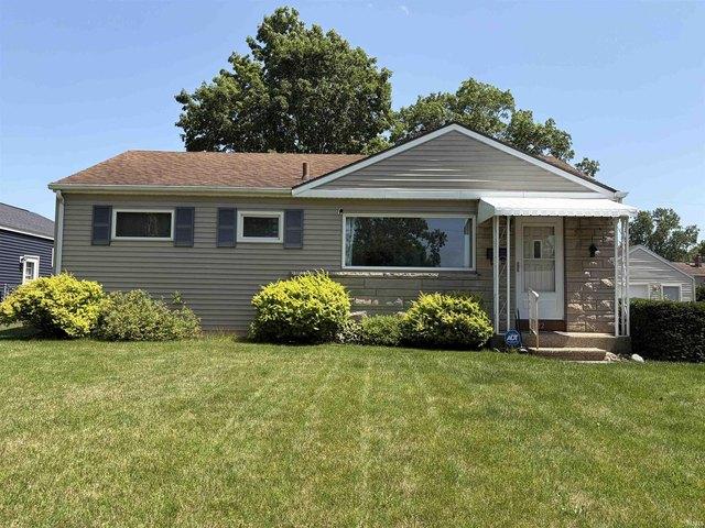 2322 Rockne Dr, South Bend, IN 46615