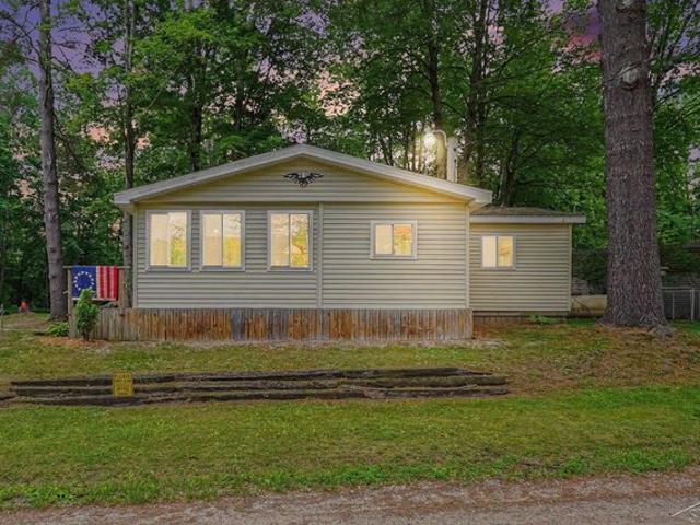 2322 Tittabawasee Ave, Alger, MI 48610