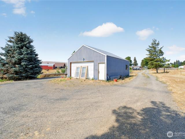 2322 Umptanum Road