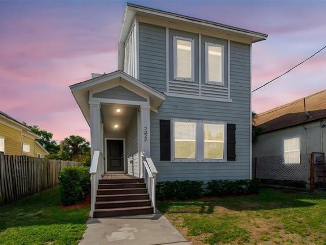 2322 W Chestnut St, Tampa, FL 33607