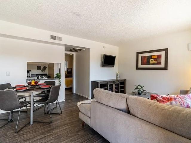 2322 W Thomas Rd, Phoenix, AZ 85015
