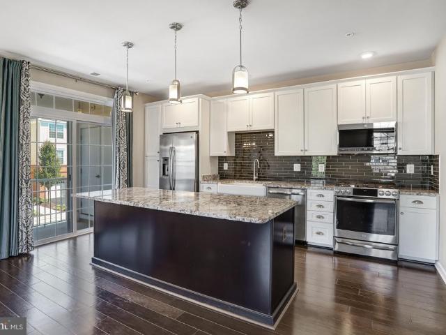 23230 Milltown Knoll Square # 114