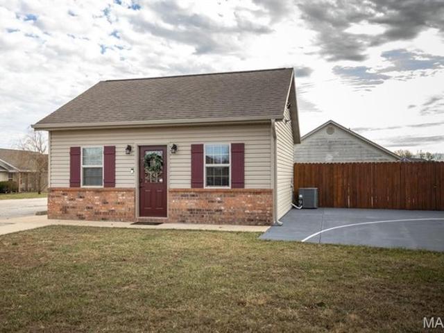 23235 Righteous Ln, Waynesville, MO 65583