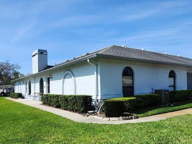 23239 Club Villas Dr, Land O Lakes, FL 34639
