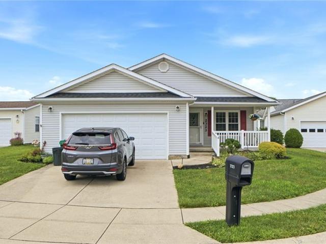 2323 Mallory Ct, Fairborn, OH 45324