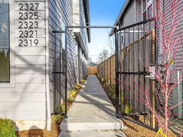 2323 N Lombard St #4, Portland, OR 97217 MLS 24594317