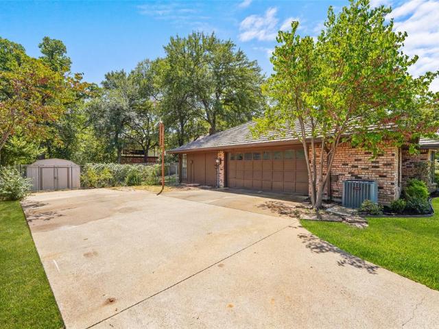 2323 Brookside Drive