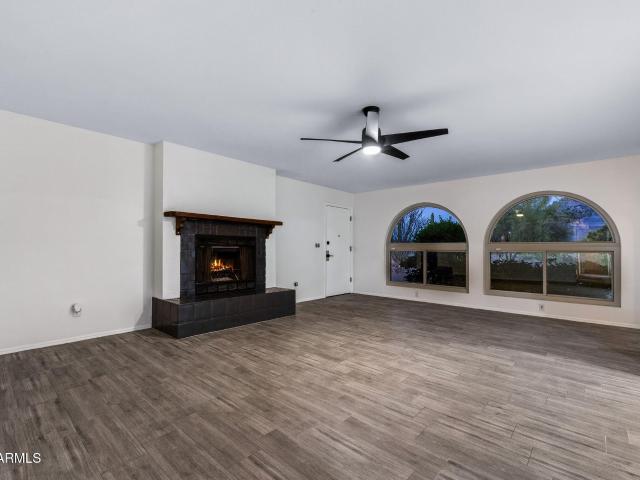 2323 e greasewood street