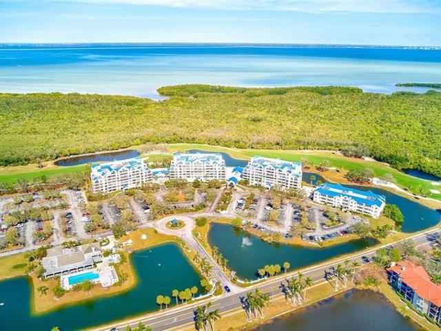 2323 Feather Sound Dr Unit 205, Clearwater, FL 33762