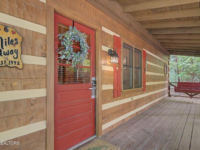 2323 Hidden Mountain Rd