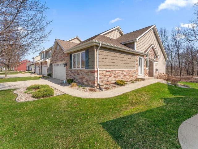 2323 Legend Cir, Chesterton, IN 46304 | Compass