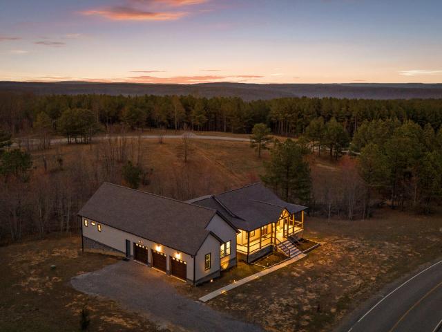 2323 River Bluffs Drive