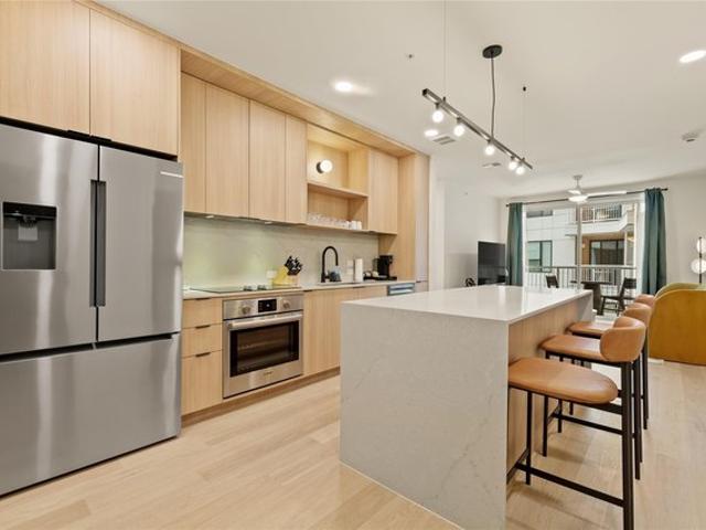 2323 S Lamar Blvd Unit 202, Austin, TX 78704