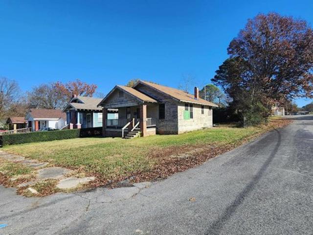 2323 Valmar St, Little Rock, AR 72204